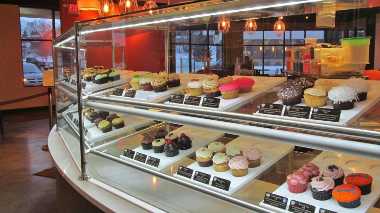 Food Shield & Display Gallery | PMG